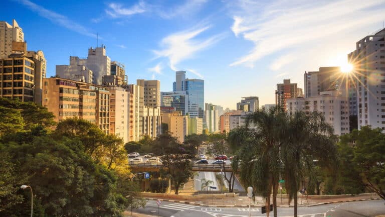 Descubra quais são as melhores cidades grandes para viver no Brasil em 2025! - Terra Brasil Notícias