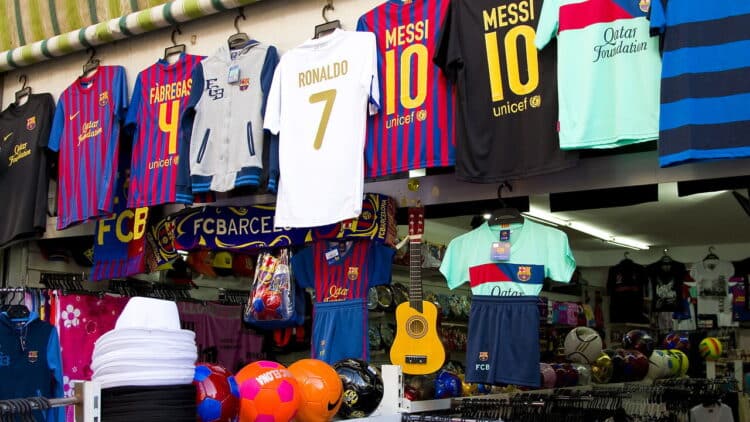 Quando Messi e Cristiano Ronaldo se enfrentaram pela última vez ...