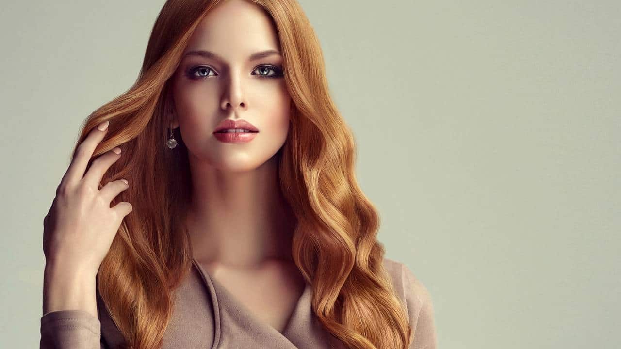 Esses 10 produtos são incríveis para diminuir o frizz no cabelo - Terra ...