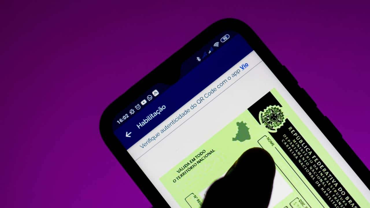 Governo confirma prazo final para emitir a nova carteira de identidade com 3 documentos - Terra ...