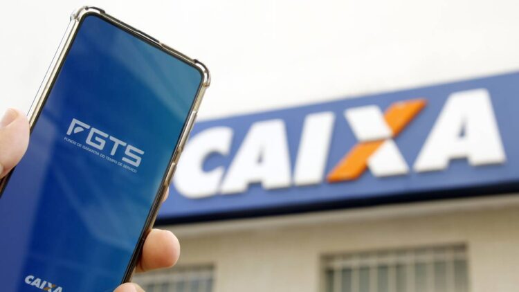 Foi definido após quanto tempo é permitido usar o FGTS no financiamento ...